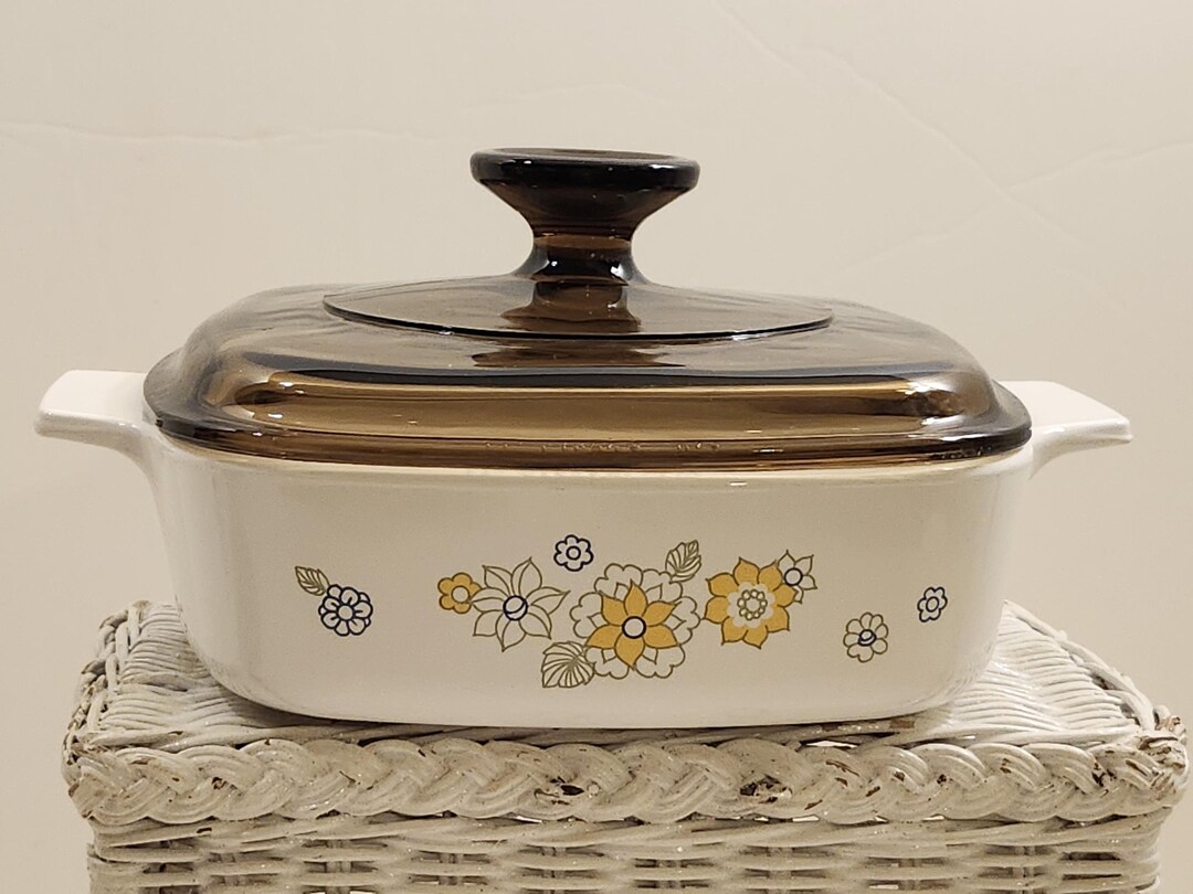 Vintage Corning Ware Yellow Daisy Floral Bouquet Casserole Dish With ...