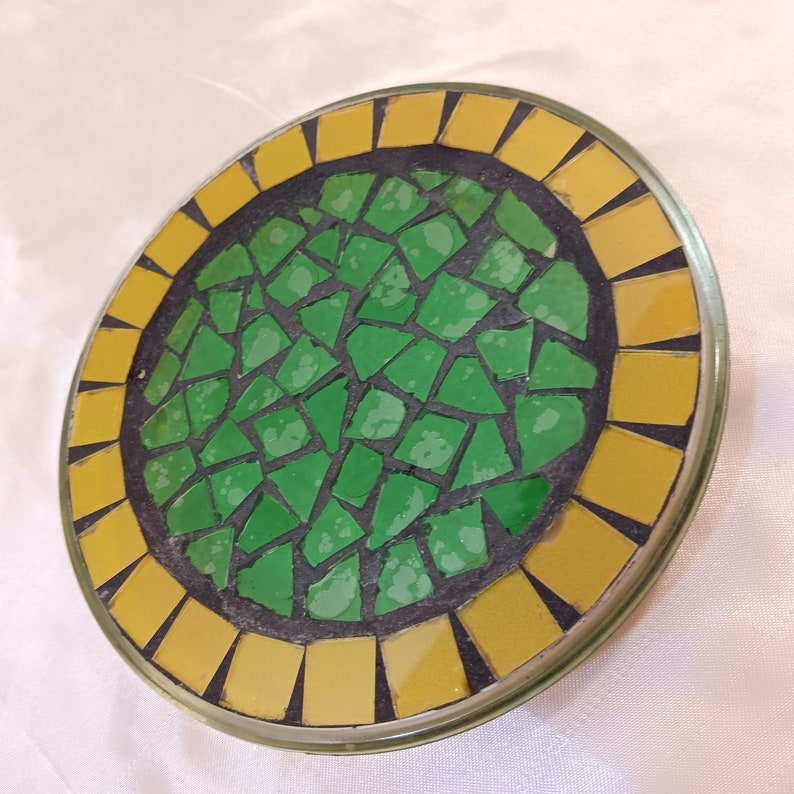Vintage Green & Gold Mosaic Footed Glass Trivet Hot Plate Kitchen Decor ...