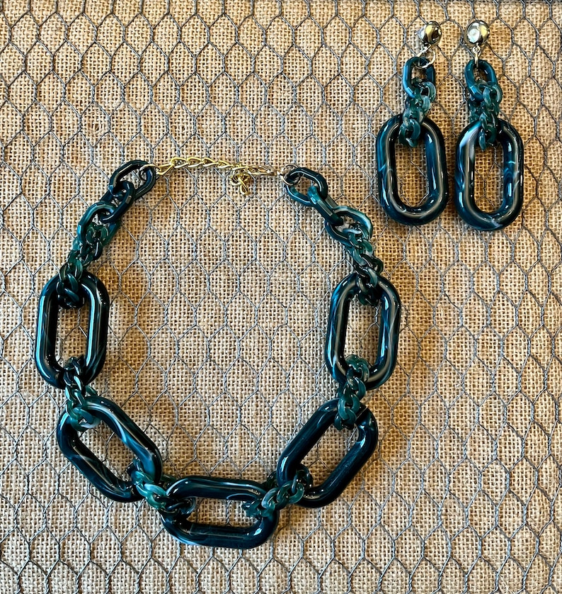Kelly Green Chunky Chain Link Statement Necklace With Adjustable Length and Matching Earrings - Etsy