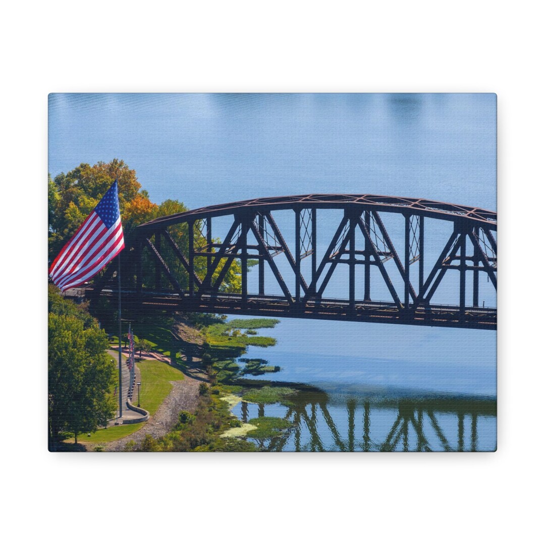 Flags & Bridge American Flag Patriotic Artwork Wall Decor Bridge ...