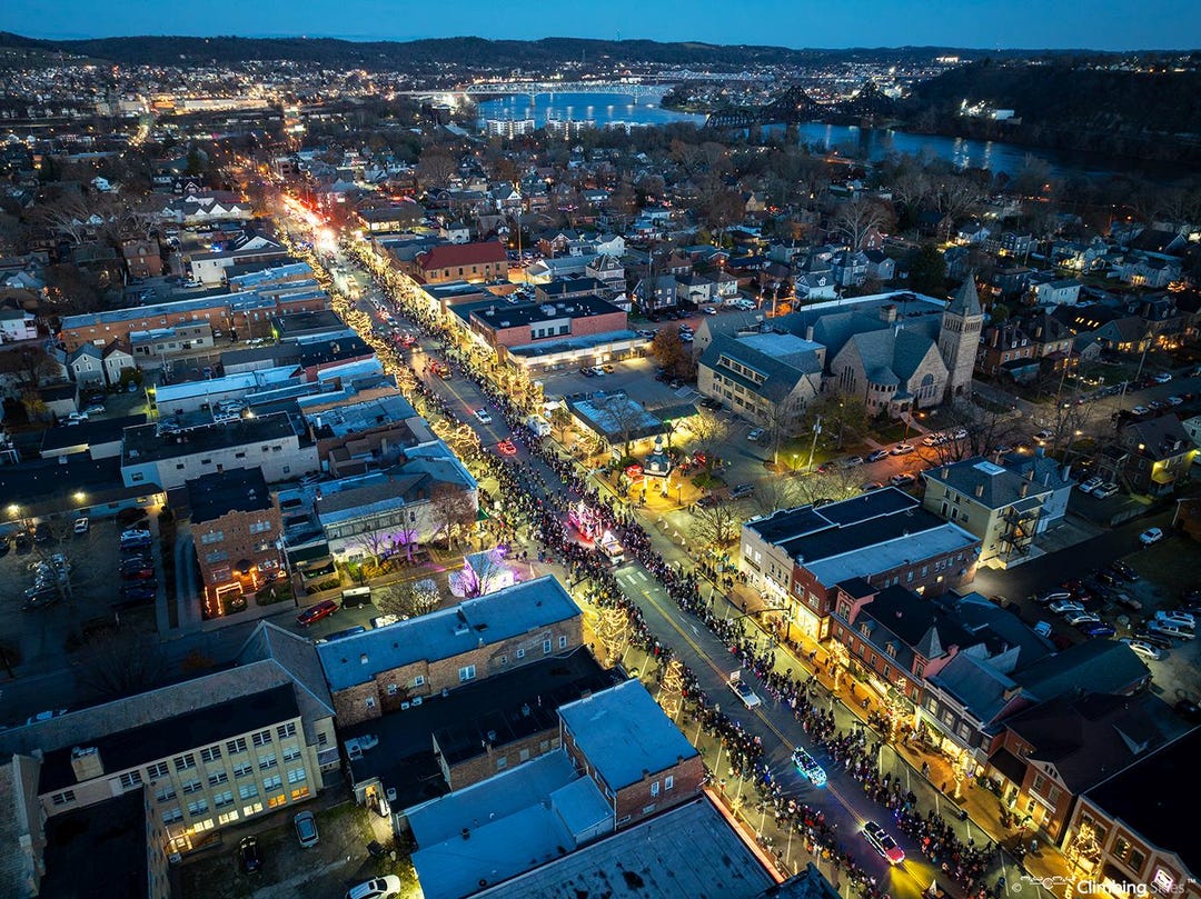 Beaver Light up Night Aerial 2023 - Beaver Pennsylvania Christmas Event ...