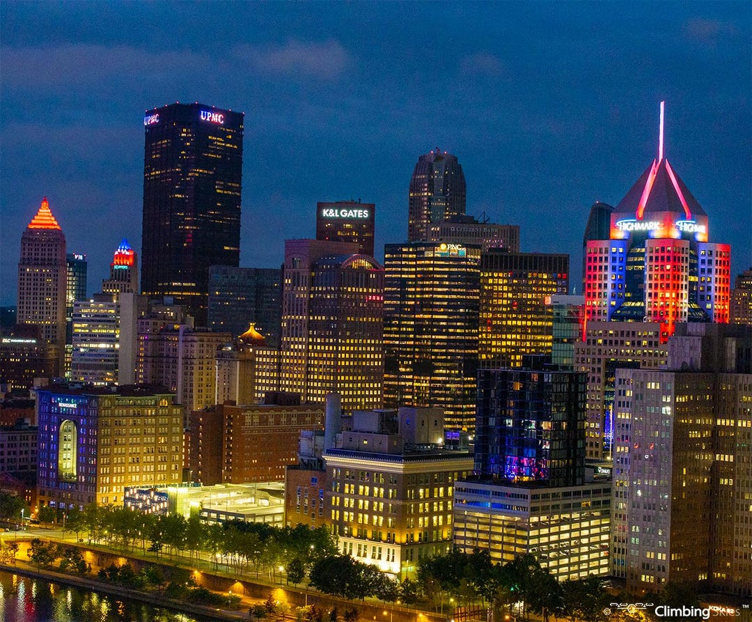 Pittsburgh Patriotic Zoom - Downtown Pittsburgh Skyline Iconic ...