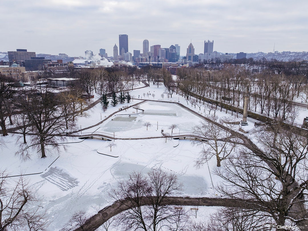 Frozen Elizabeth - Pittsburgh Pennsylvania Winter Skyline Cityscape ...