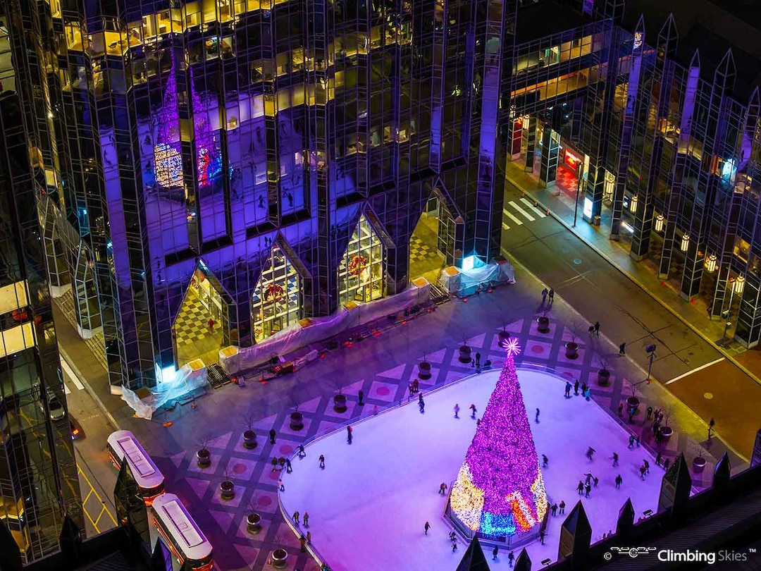 PPG Christmas Tree - Downtown Pittsburgh Pennsylvania Aerial Drone ...
