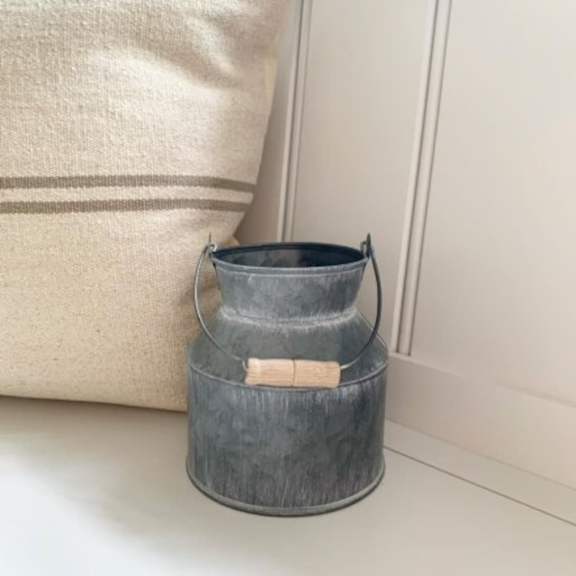 Distressed Metal Churn in Various Sizes Galvanised Metalwedding ...