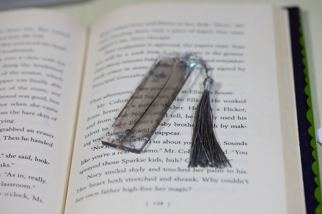 Resin Bookmark Kiwi's Feather - Etsy