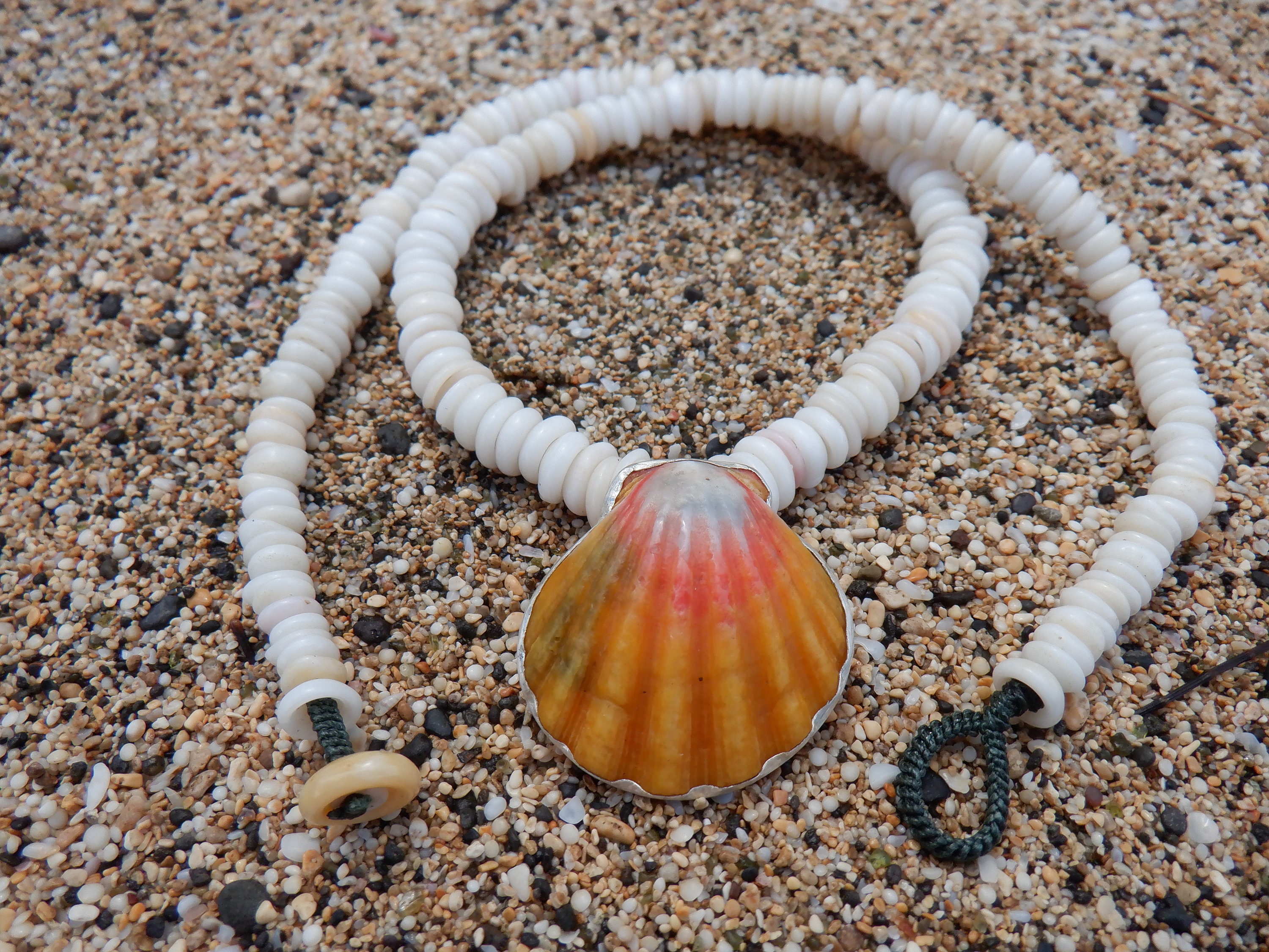 Hawaiian Puka Shell Lei With Sunrise Shell Pendant in Sterling - Etsy