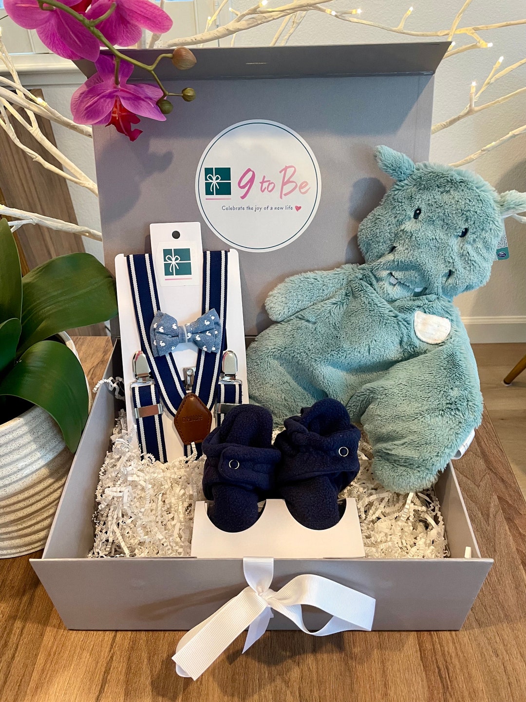 Gender Reveal Gift Box - Etsy