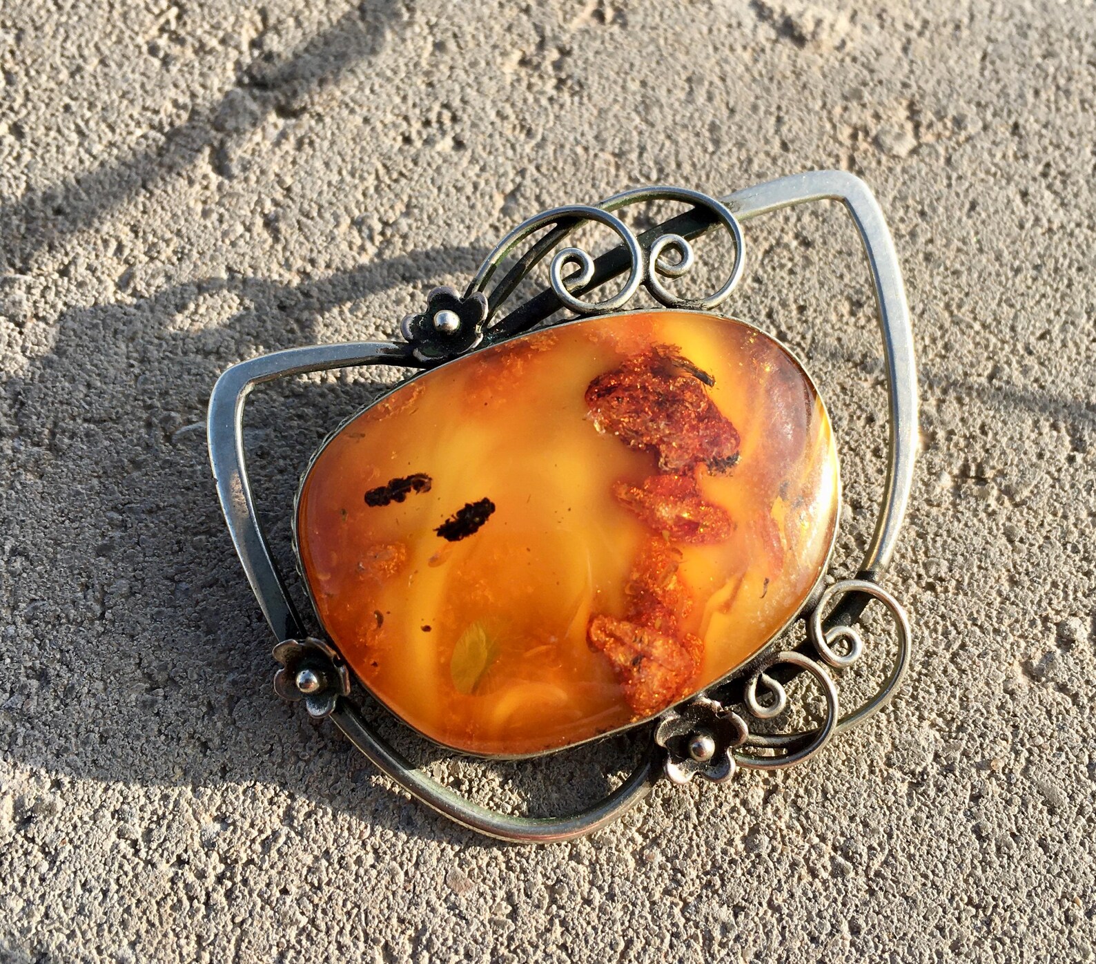 Vintage Original Amber Brooch , Baltic Amber Brooch With Flower Metal ...