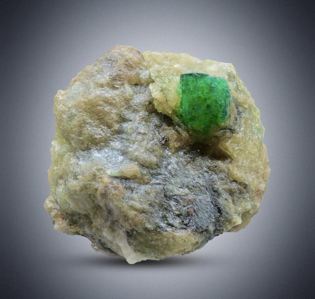 Emerald Crystal on Matrix – Swat District, Pakistan (11g, Thumbnail ...