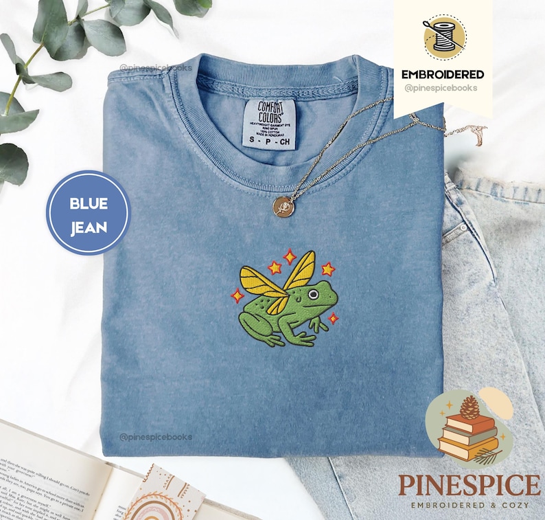 Faerie Frog Shirt, Embroidered Fairycore Frog Tee, Cottagecore Frog T ...