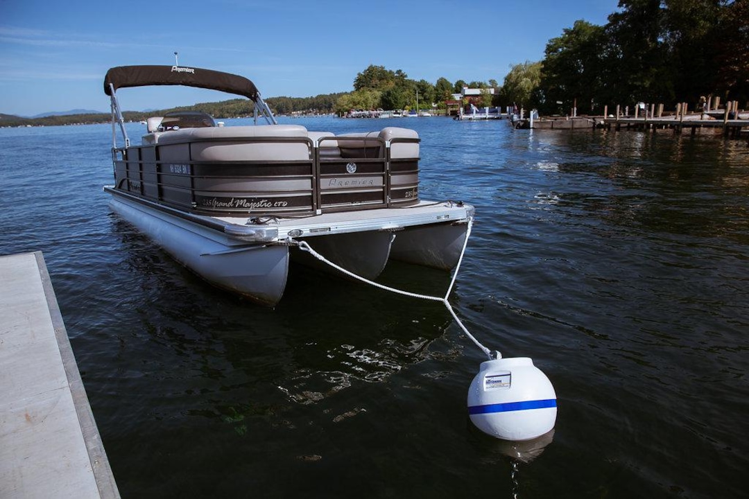 Pontoon Mooring Bridle: 5/8" Nylon Line With Swivel and Stainless Snaps ...