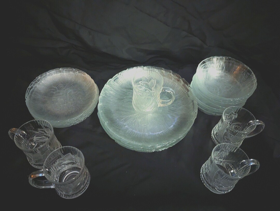 Arcoroc Vintage Dinnerware Set - Etsy