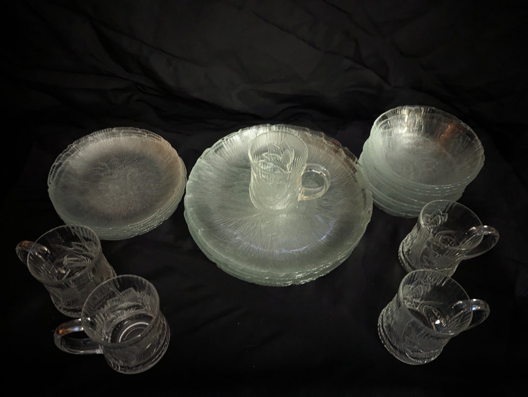 Arcoroc Vintage Dinnerware Set - Etsy