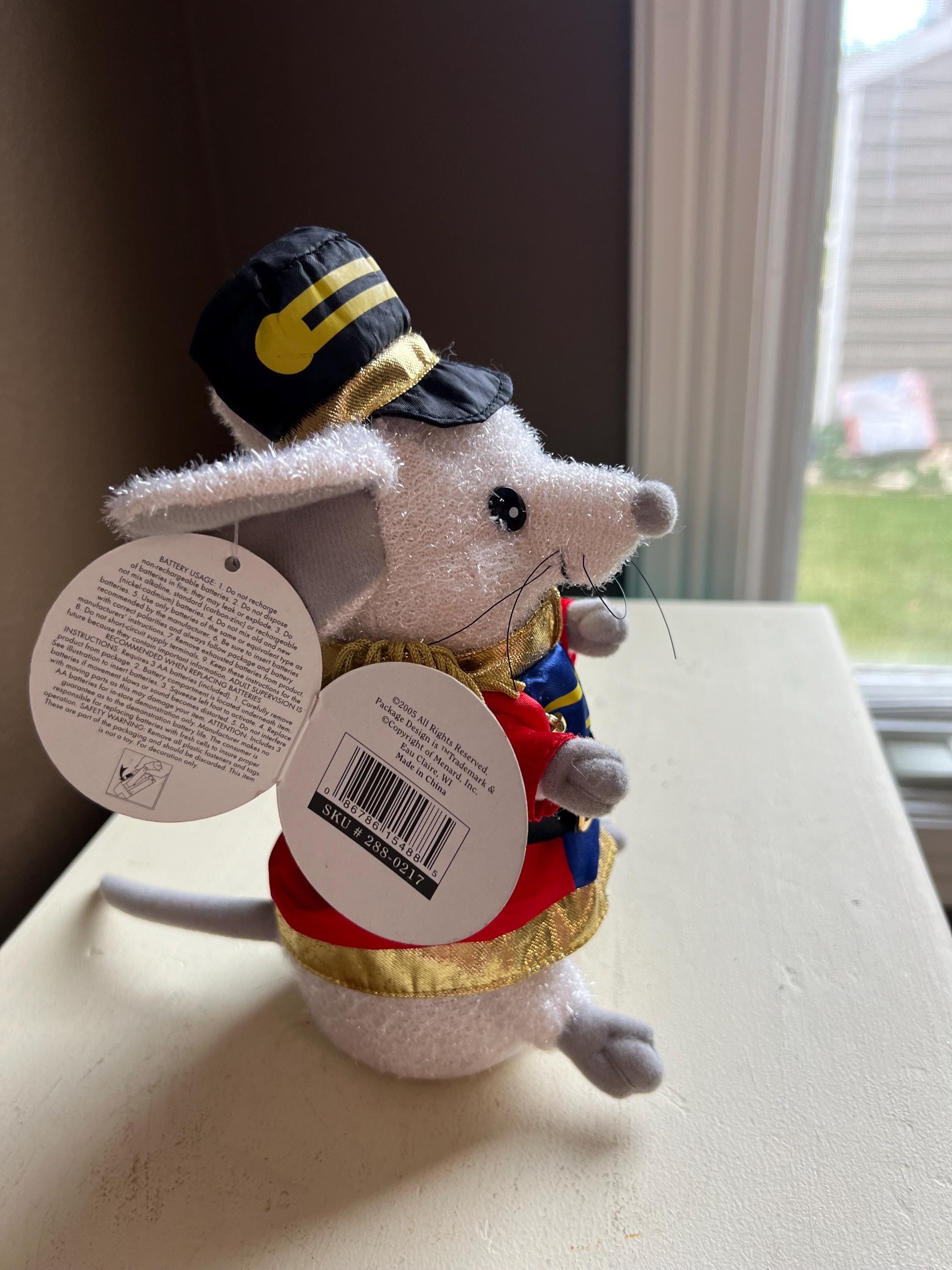 Vintage Gemmy Singing & Dancing Mouse Lights up and Sings Jingle Bells ...