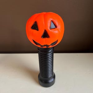 Vintage Halloween Flashlights - Blinky Blow Mold Pumpkin and Eveready ...