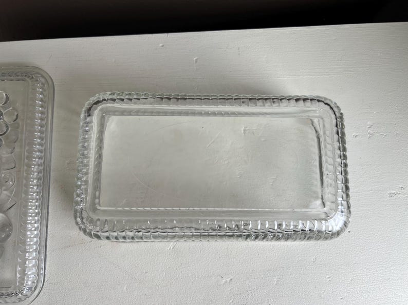 Vintage Clear Glass Refrigerator Dish Embossed Fruit Lid Ribbed Sides ...