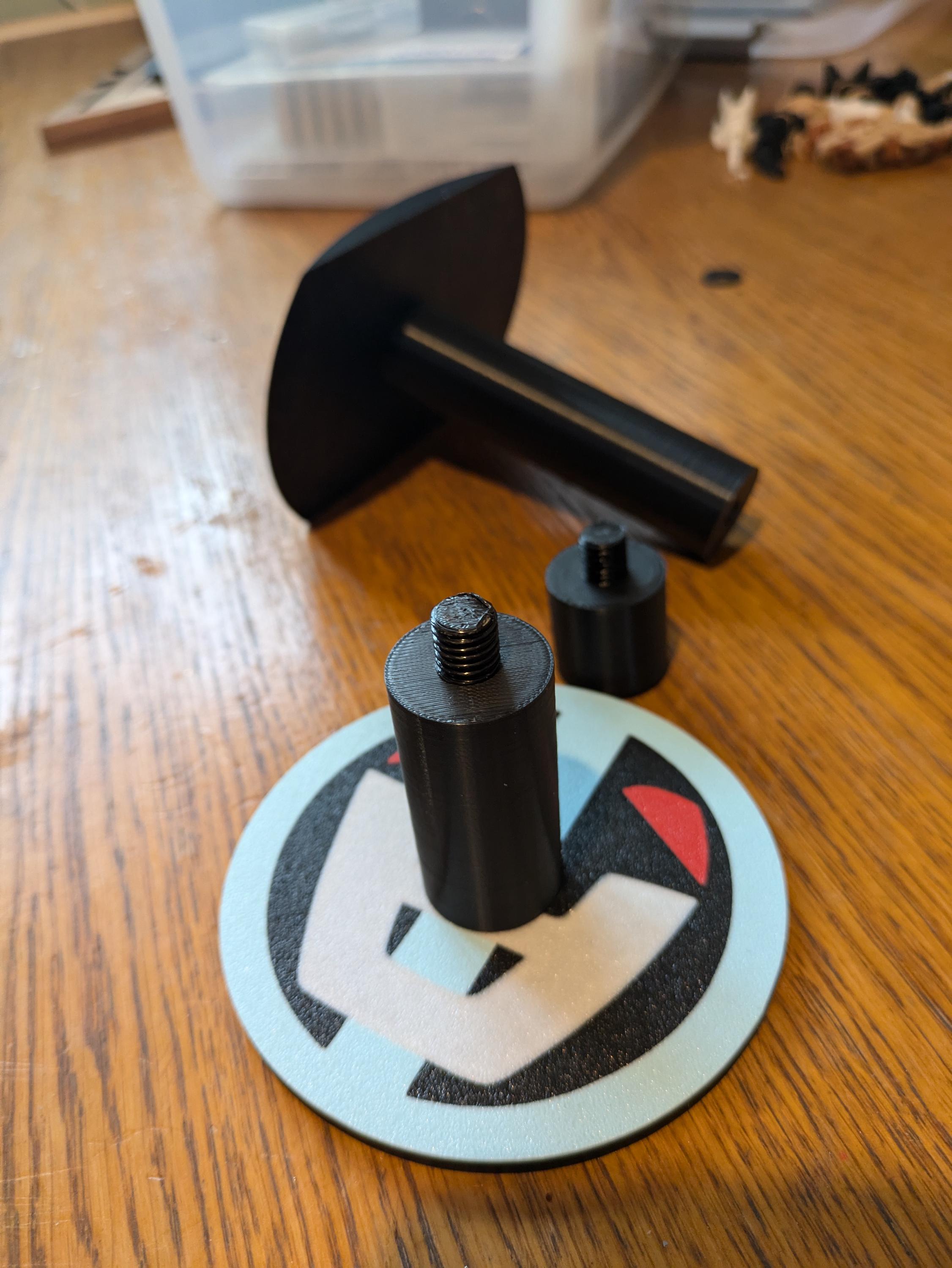 3D Printed Modular Helmet Stand for Display – Custom Stand / Holder for ...