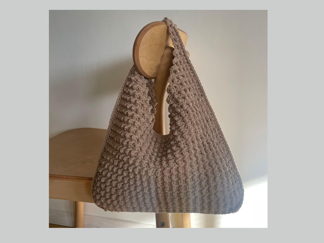 Crochet Bag PATTERN – Bubble Stitches Ribbed Edge Finished, Bindle Tote ...