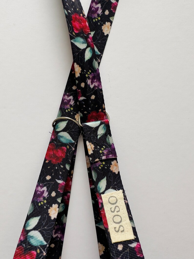 Roses Roller Skate, Yoga Mat, Skateboard Leash/carrier/sling - Etsy