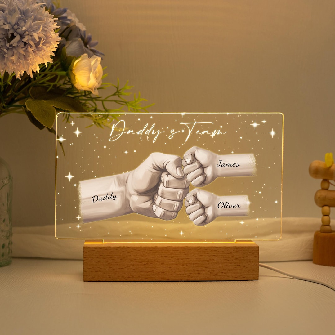 Personalized Daddy's Team Fist Bump Night Light,fist Bump Family Hands ...