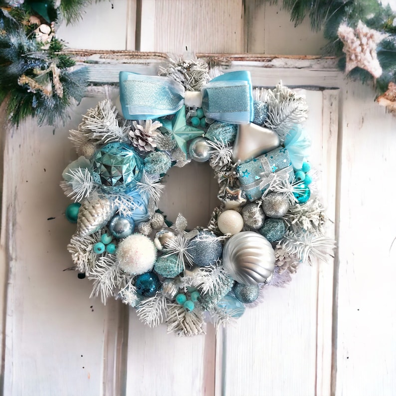 Winter Wonderland Christmas Wreath in Blue and Silver With Gorgeous Bow ...
