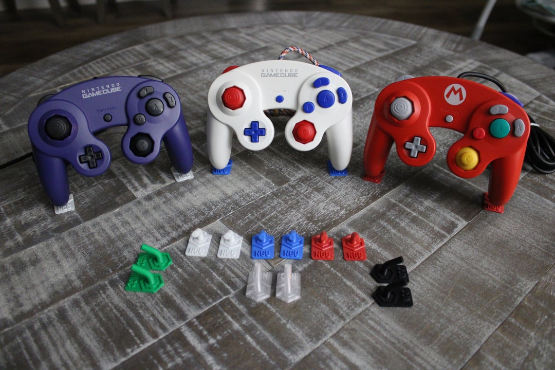 Micro Nintendo Gamecube Controller Stands - Minimalistic & Low Profile ...