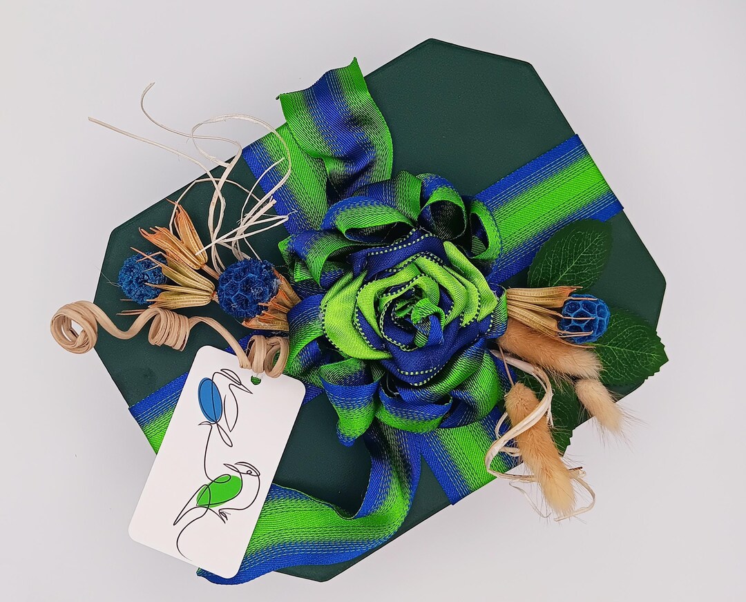 Prewrapped Green and Tan Gift Box 9x7x3.5 - Etsy