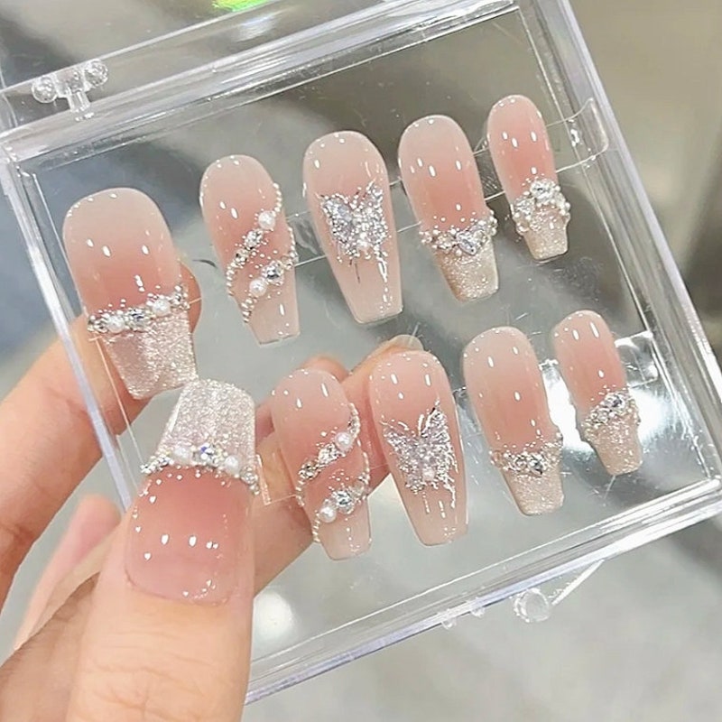 Blush Cat Eye Press Ons - Etsy