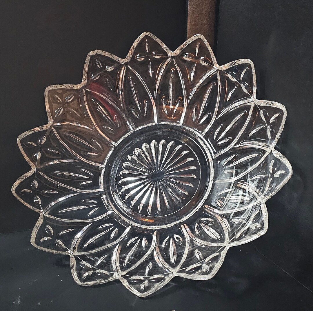 Vintage Federal Clear Pressed Glass Bow Sunburst Design - Etsy