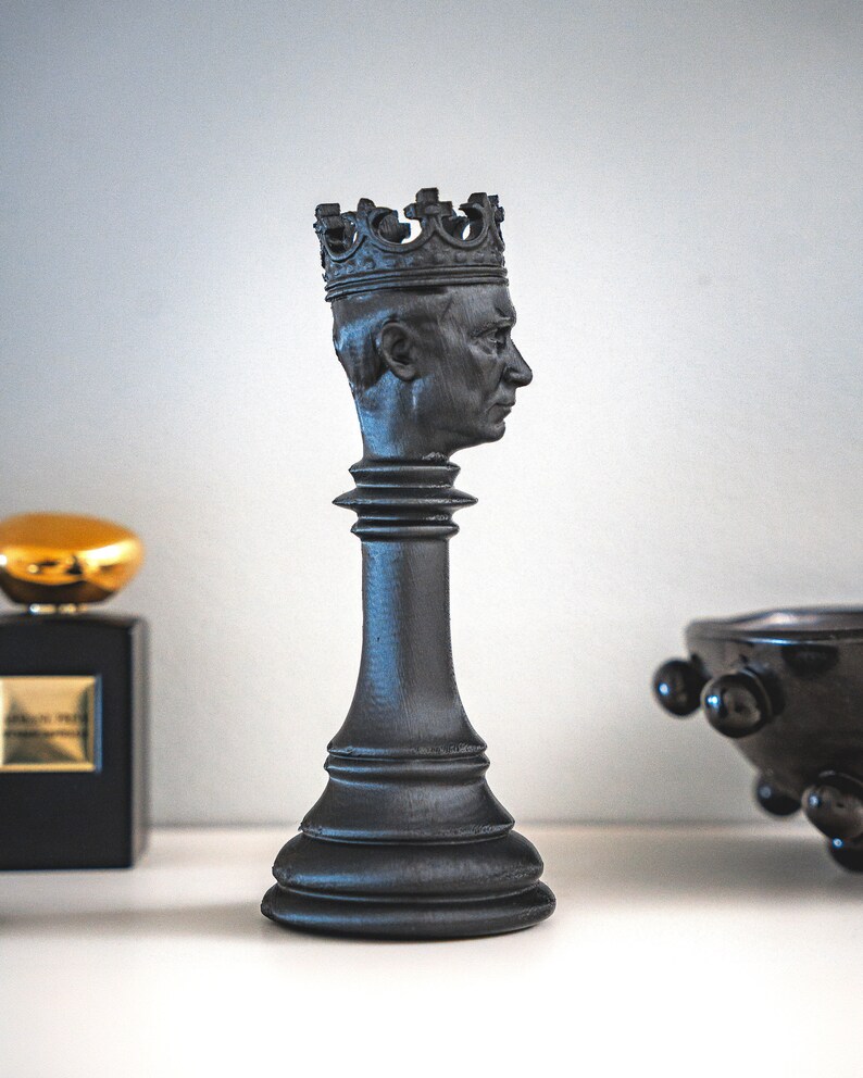 Vladimir Putin Bust Chess Piece Russian President, Putin Chess King ...