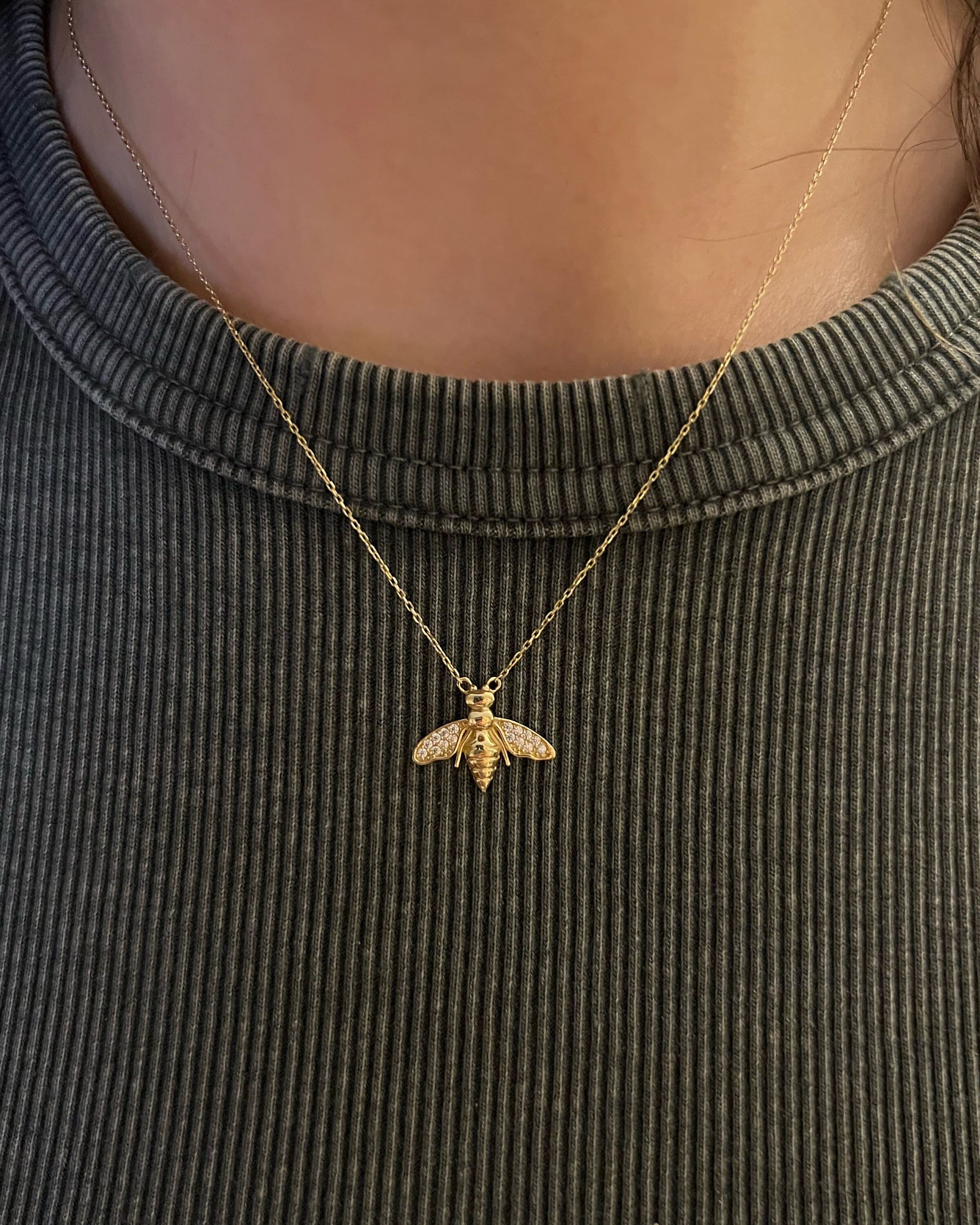 14k Gold Bee Necklace, Bee Charm Necklace, Gold Bumble Bee Necklace ...