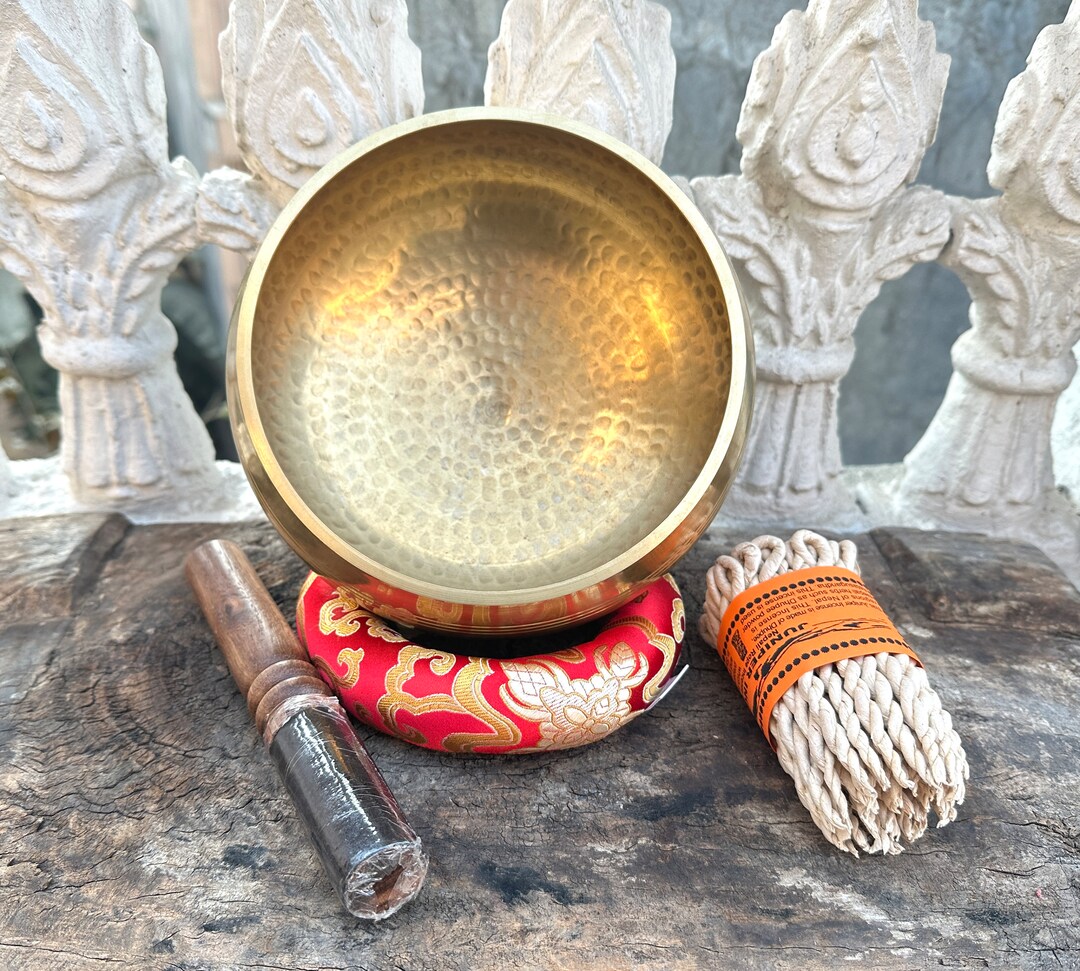 Handcrafted Tibetan Singing Bowl – 5-8 Inch, Sound Therapy, Meditation ...