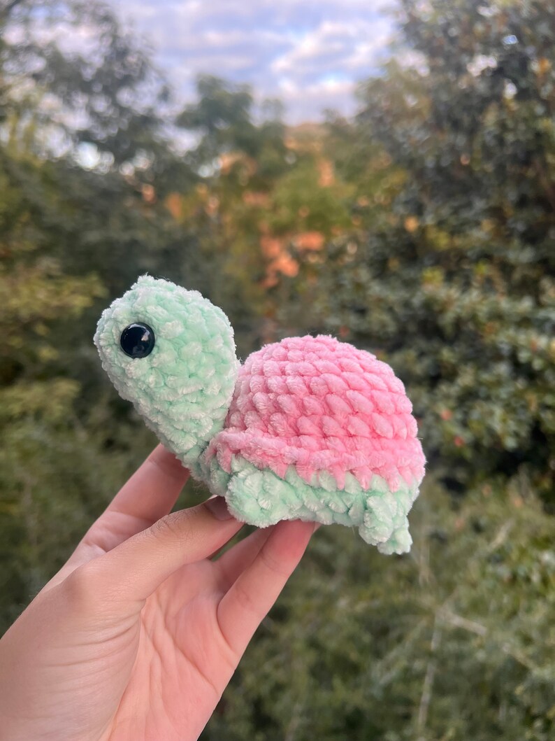Mini Crochet Turtle Amigurumi Plushie Customizable MADE TO ORDER - Etsy