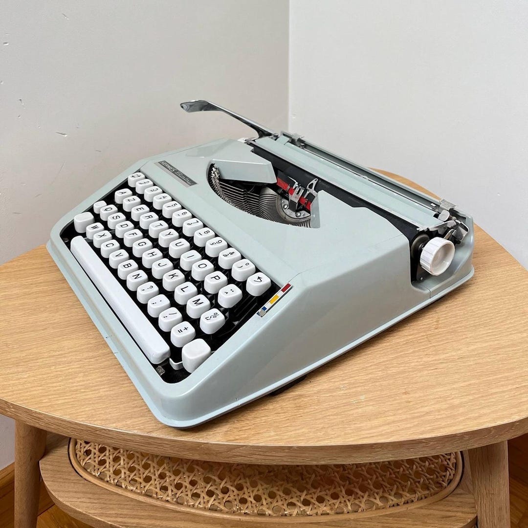 Hermes Baby Vintage Typewriter 60s/70s in AZERTY - Etsy