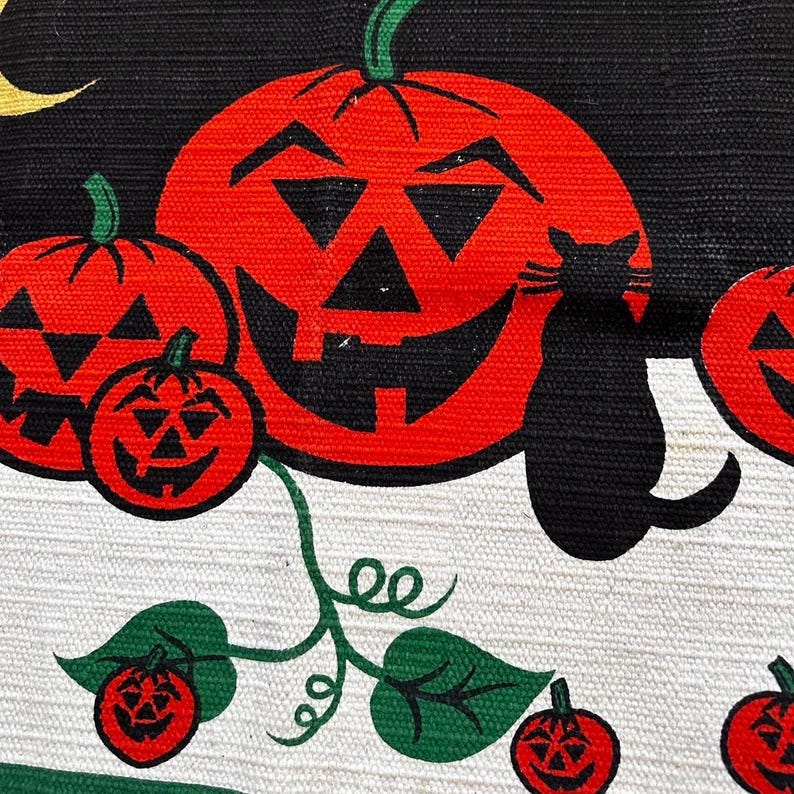Vintage Halloween Jack-o-lanterns & Black Cat Under the Moon Rug/ Wall ...