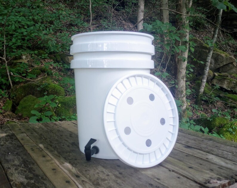 Worm Compost Bucket Kitchen Vermicompost Farm - Etsy