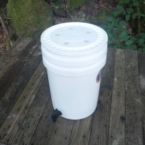 Worm Compost Bucket Kitchen Vermicompost Farm - Etsy
