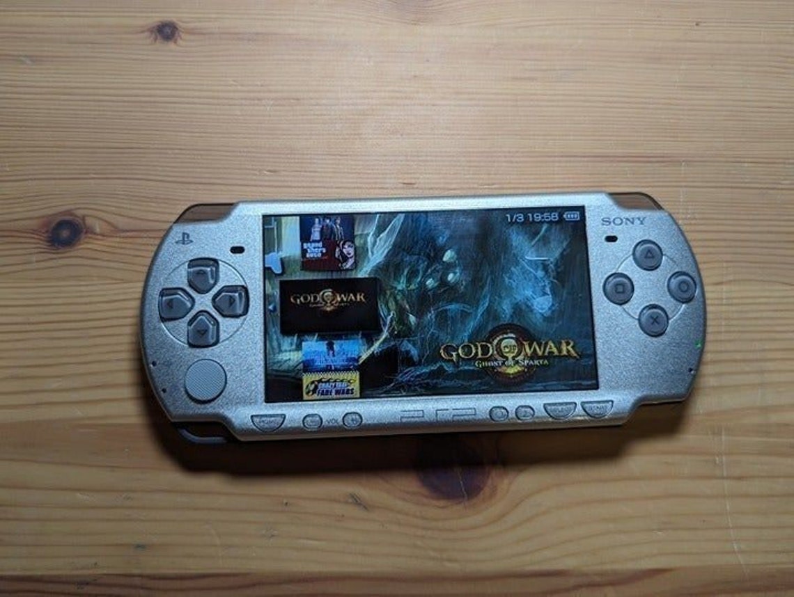 RARE Sony PSP 2000 Final Fantasy 7 10th Anniversary LE Preloaded - Etsy UK