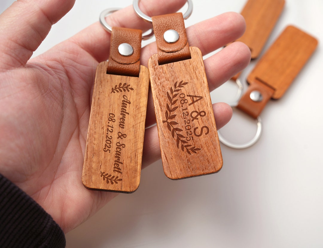 Custom Engraved Key Chains for Guests, Personalized Key Chains Wedding ...