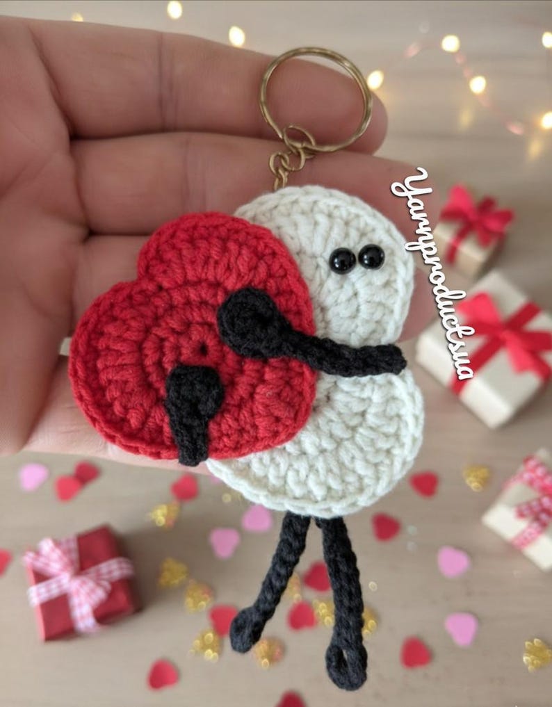 Crochet Pattern: Heart. Valentine's Day Keychain (PDF in US Terms). 2d ...