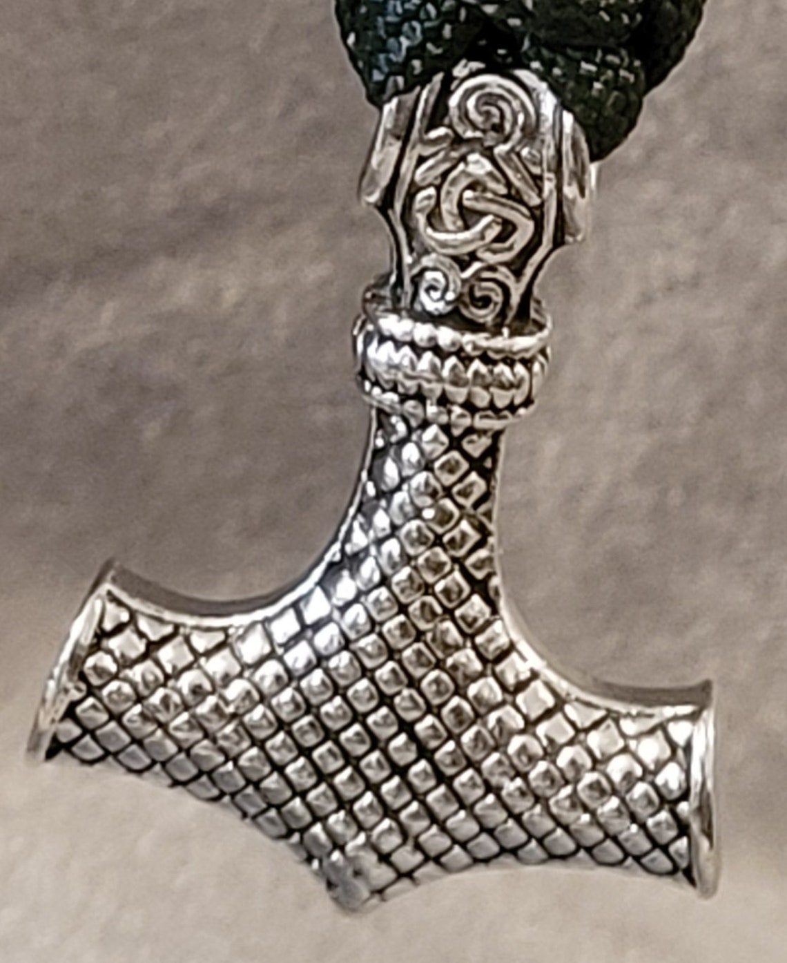 Veteran Made, Silver Mjolnir Keychain, Handmade Paracord, Mjolnir ...