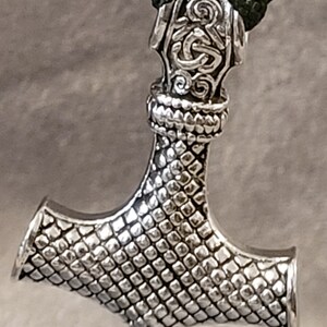 Veteran Made, Silver Mjolnir Keychain, Handmade Paracord, Mjolnir ...