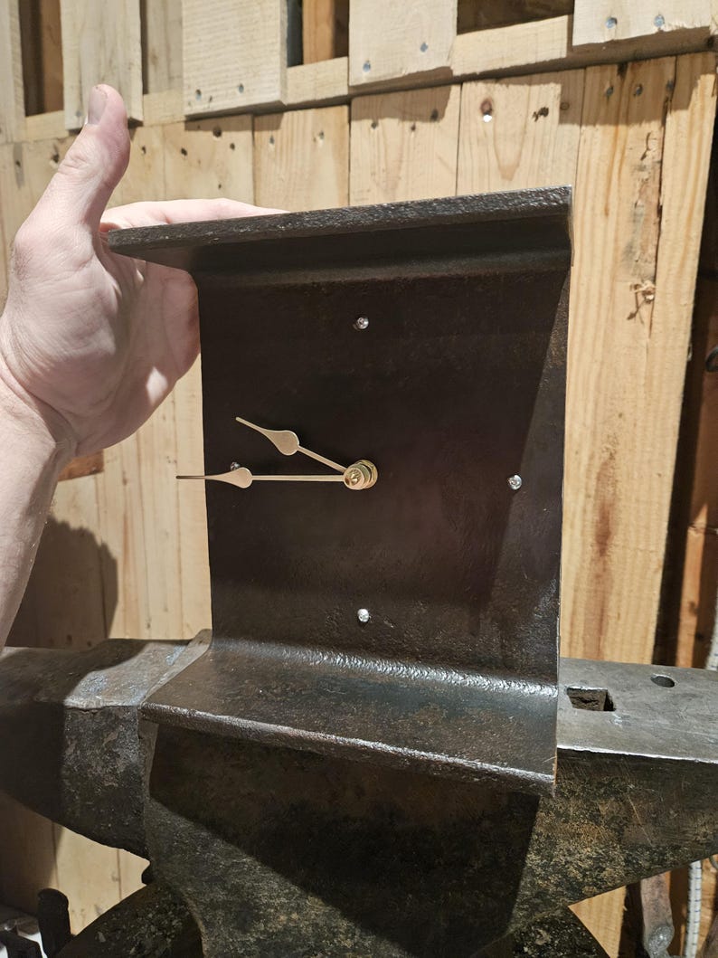 I-beam Clock "handsome Harry" - Etsy