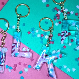 Christmas Keychains With Epoxy Resin for Keys Are a Fun and - Etsy