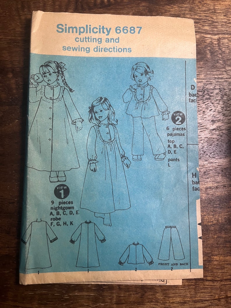 Simplicity 6687, a Vintage 1975 Sewing Pattern. Child’s Robe, Nightgown ...