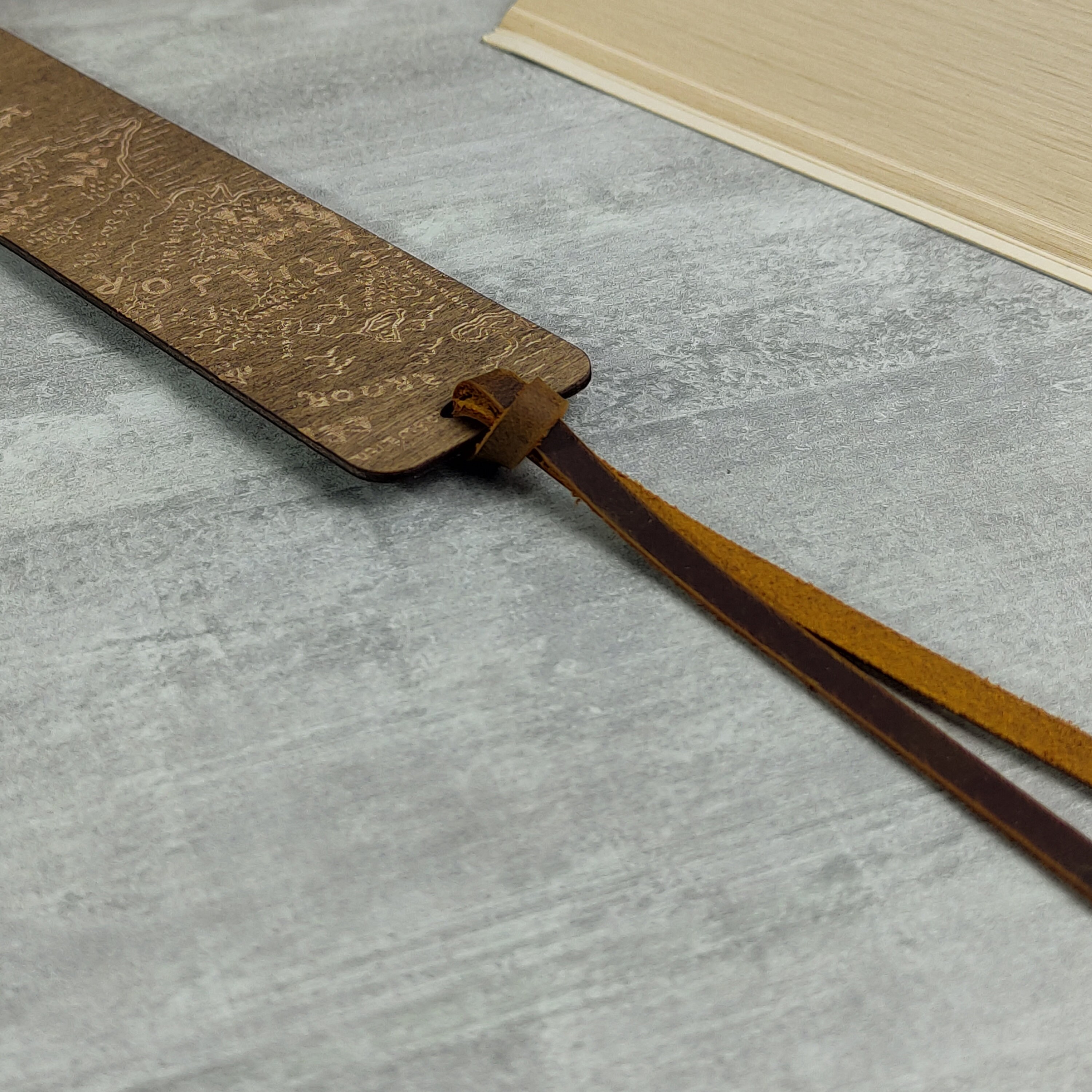 Middle Earth Map Bookmark, LOTR Wooden Bookmark, Leather and Wood ...