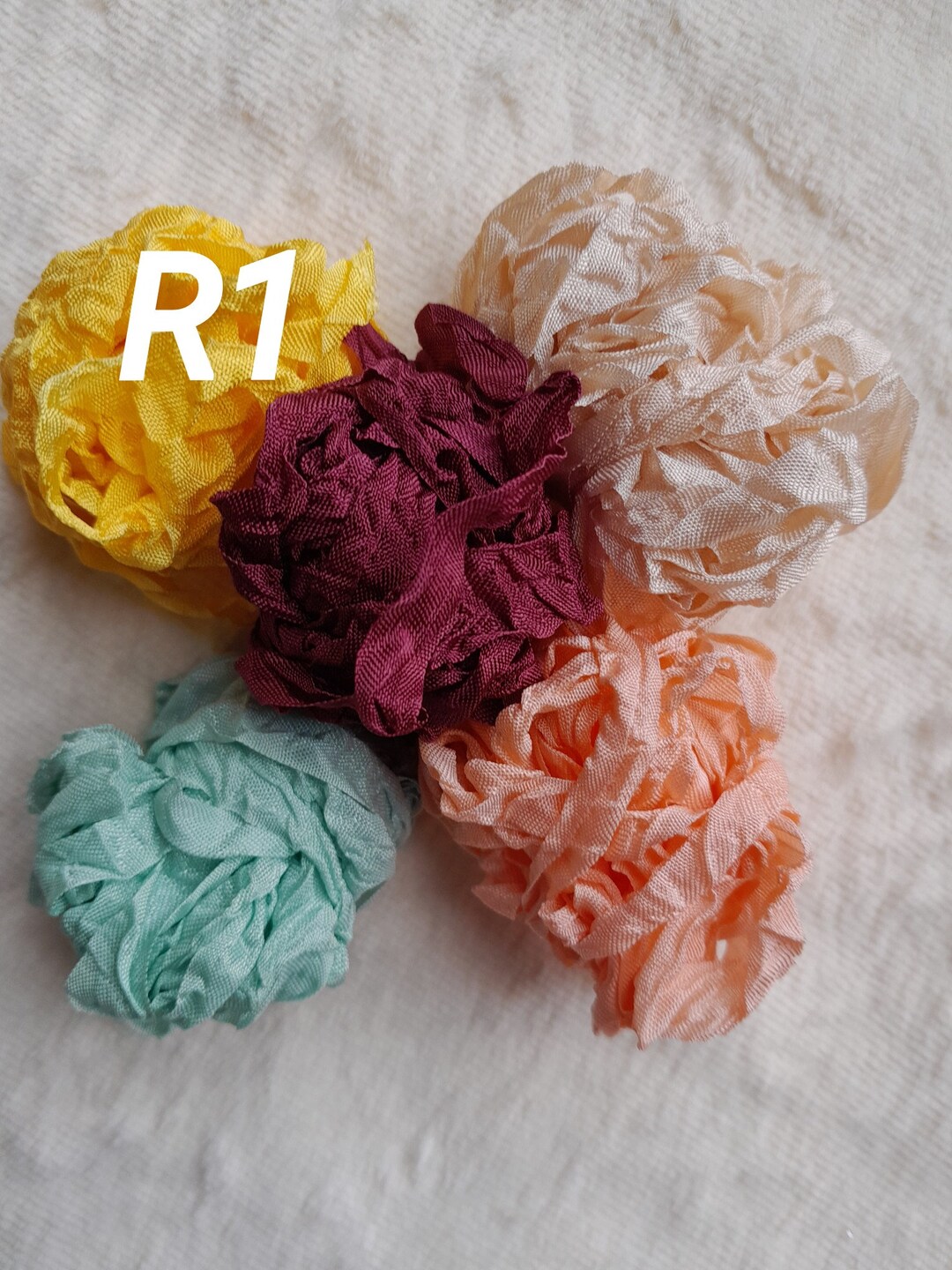 Set of 5 2 X 2 Metres of Each Colour Beautiful Crinkled Seam Binding ...