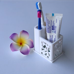 Elegant Toothbrush Holder - Airy Design, Easy to Clean, Detachable Base ...