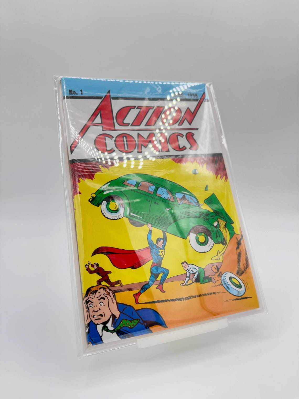 CUSTOM Graded Comic Stand/ FLOATING Comic Display! - Etsy